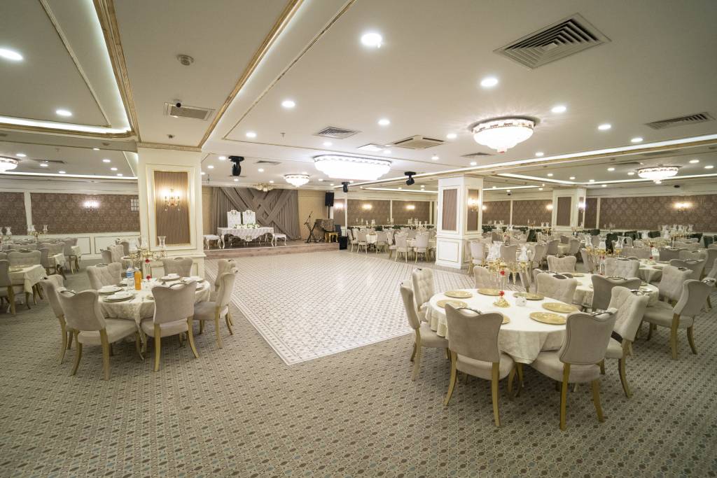 Yakut Salon – Esaroyal
